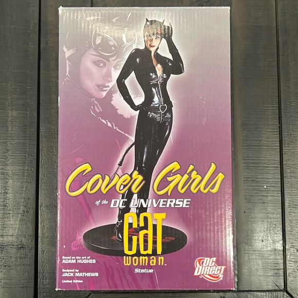DC Comics | Art | Dc Direct Cat Woman Statue | Poshmark